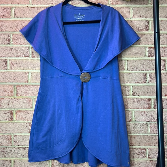 neon buddha | Tops | Neon Buddha Long Short Sleeve One Button | Poshmark